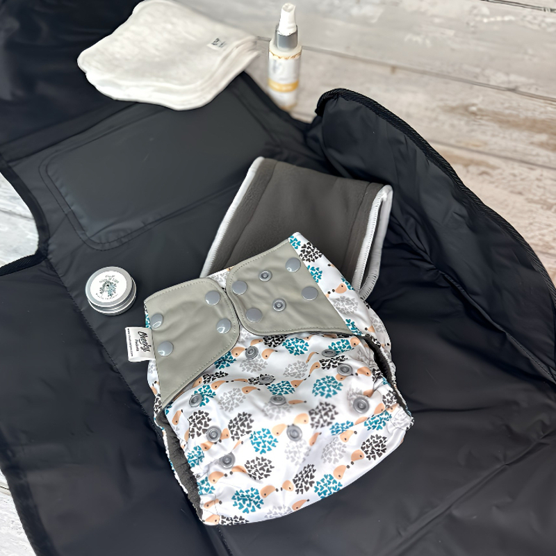 Nappy Wallet and Change Mat Combo | Cheeky Wipes